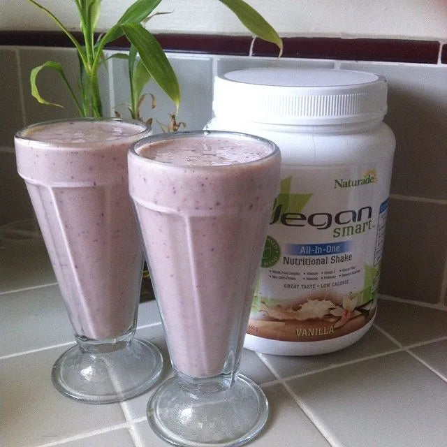 Simply Strawberry Smoothie Recipe – Naturade